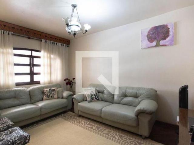 Casa à Venda Centro, 3 Quartos, 165 m2