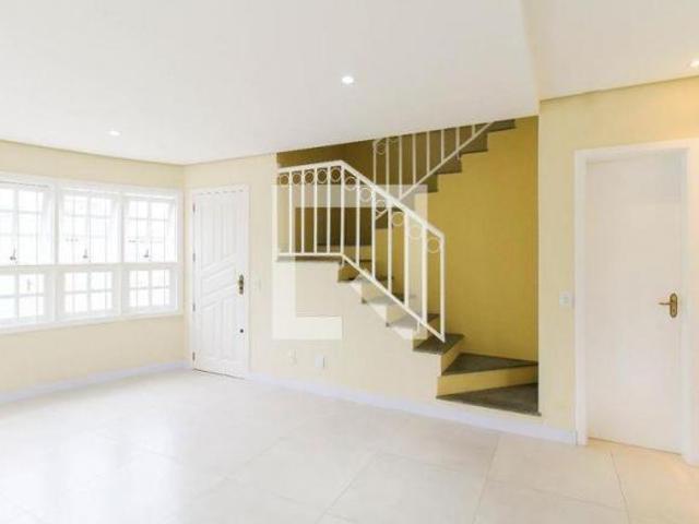 Casa à Venda Centro, 3 Quartos, 170 m² Canoas