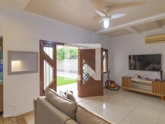 Casa à Venda Centro, 3 Quartos, 172 m² Canoas