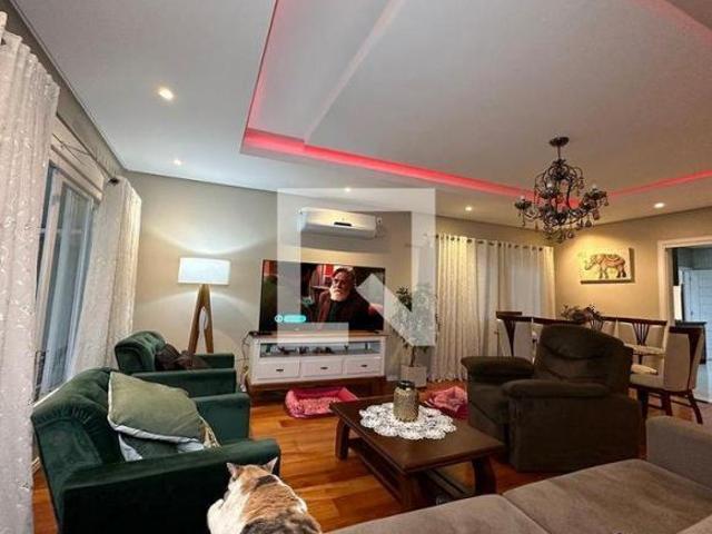 Casa à Venda Centro, 3 Quartos, 180 m² São Leopoldo