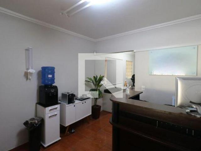 Casa à Venda Centro, 3 Quartos, 189 m2