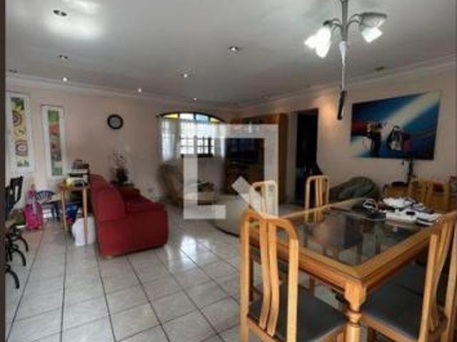 Casa à Venda Centro, 3 Quartos, 200 m² São Caetano do Sul