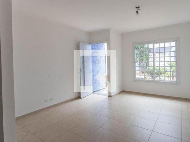 Casa à Venda Centro, 3 Quartos, 220 m2