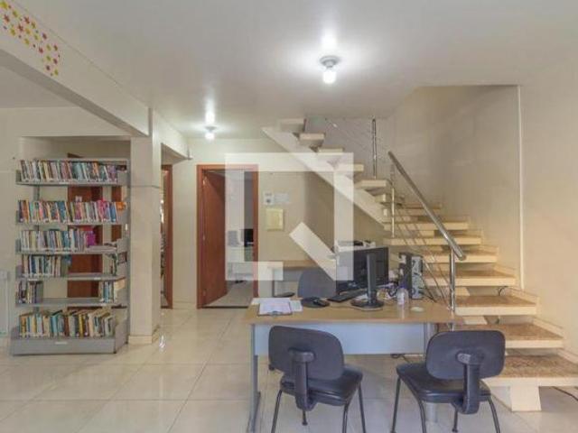 Casa à Venda Centro, 3 Quartos, 250 m² Canoas