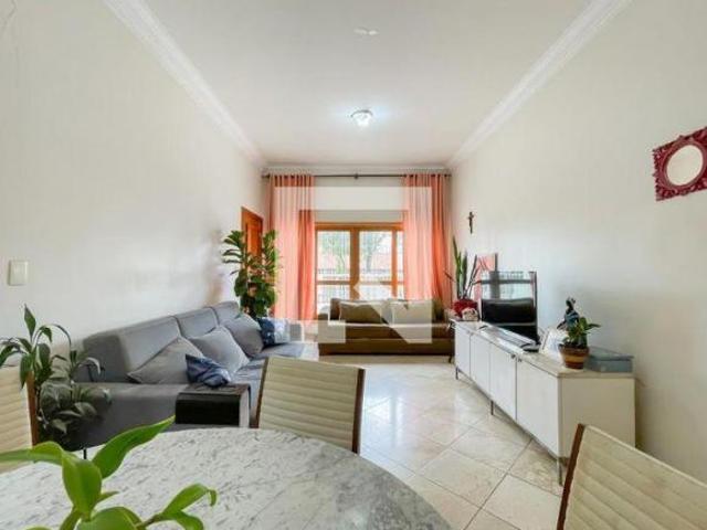 Casa à Venda Centro, 3 Quartos, 267 m2