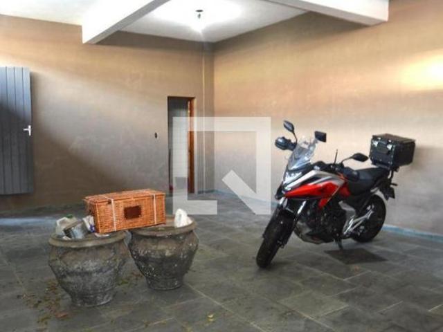 Casa à Venda Centro, 3 Quartos, 273 m² Osasco