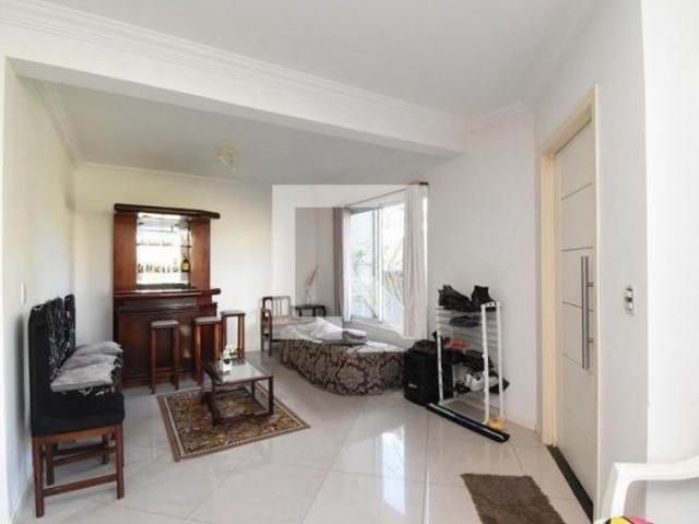 Casa à Venda Centro, 3 Quartos, 298 m² Curitiba