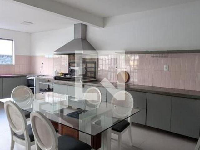 Casa à Venda Centro, 3 Quartos, 300 m2