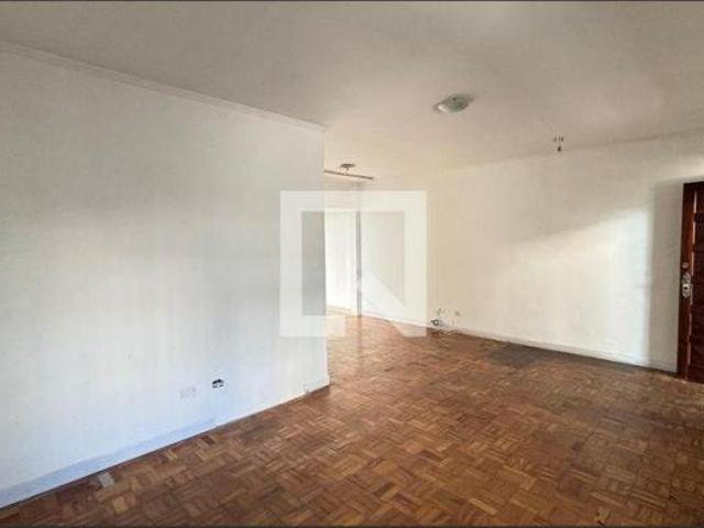 Casa à Venda Centro, 3 Quartos, 300 m2
