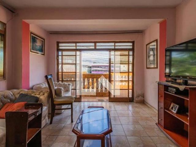 Casa à Venda Centro, 3 Quartos, 300 m2