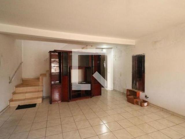 Casa à Venda Centro, 3 Quartos, 300 m2