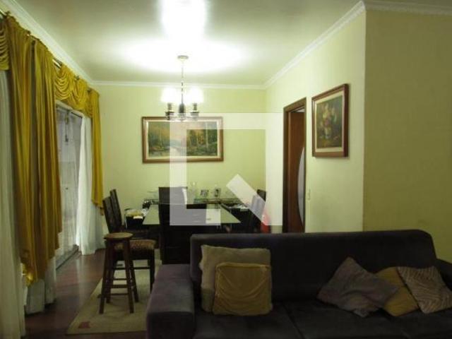 Casa à Venda Centro, 3 Quartos, 330 m2