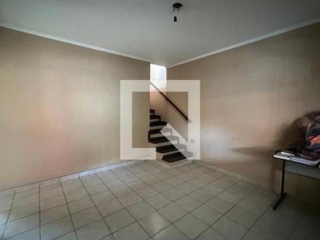 Casa à Venda Centro, 4 Quartos, 125 m2