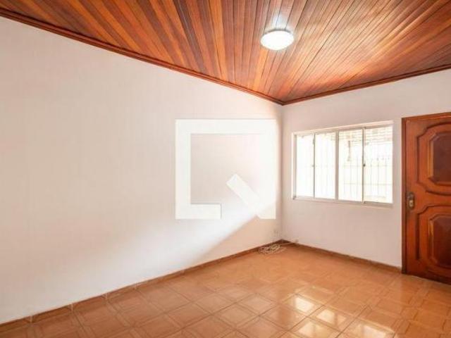 Casa à Venda Centro, 4 Quartos, 136 m2