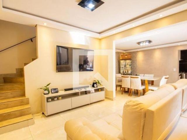 Casa à Venda Centro, 4 Quartos, 151 m2