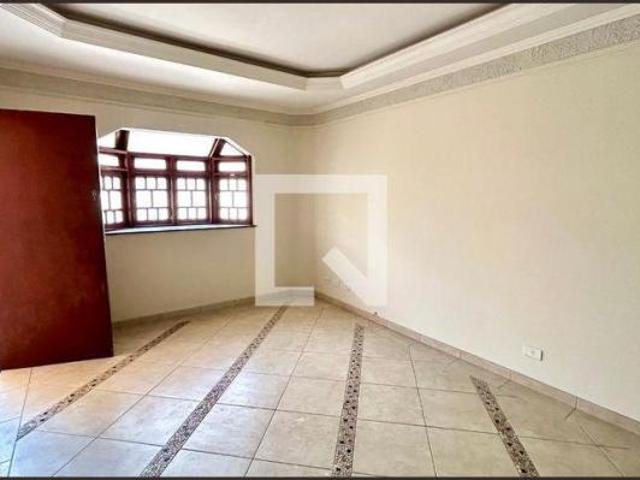 Casa à Venda Centro, 4 Quartos, 159 m² Guarulhos
