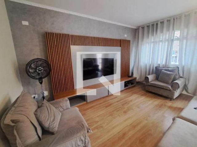 Casa à Venda Centro, 4 Quartos, 160 m2
