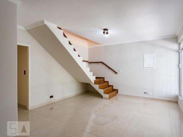 Casa à Venda Centro, 4 Quartos, 210 m2