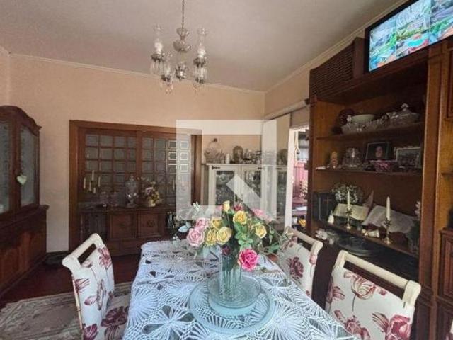 Casa à Venda Centro, 4 Quartos, 218 m² São Leopoldo
