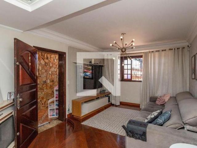 Casa à Venda Centro, 4 Quartos, 300 m2