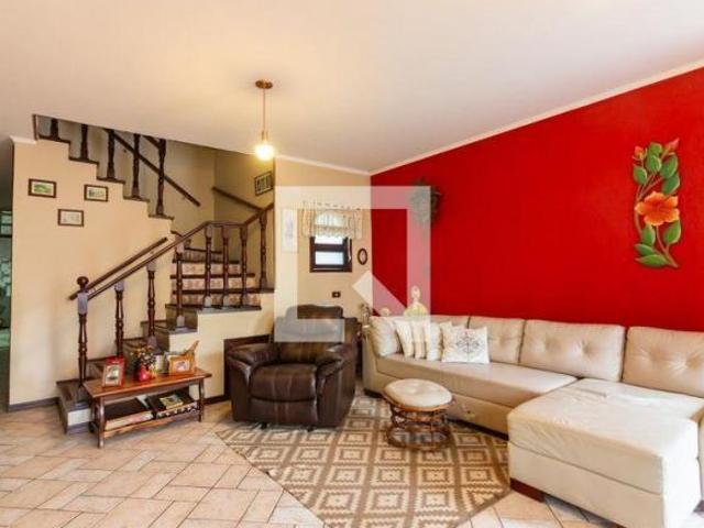 Casa à Venda Centro, 4 Quartos, 320 m2