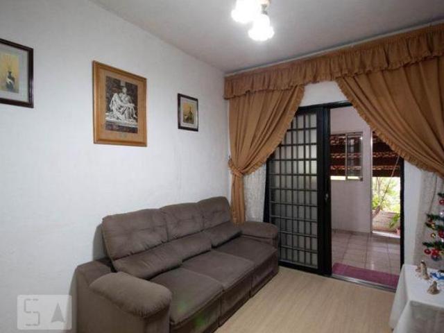 Casa à Venda Centro, 4 Quartos, 378 m2