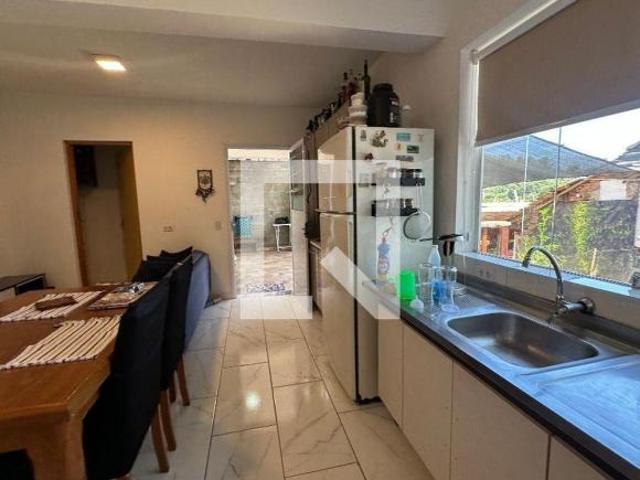 Casa à Venda Centro, 5 Quartos, 300 m2