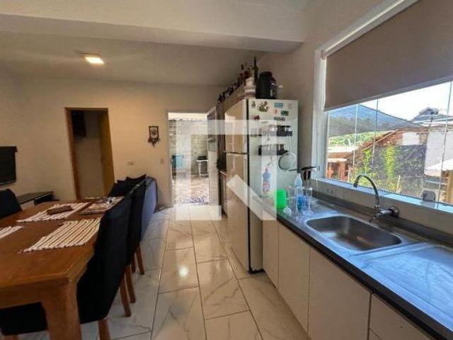 Casa à Venda Centro, 5 Quartos, 300 m2