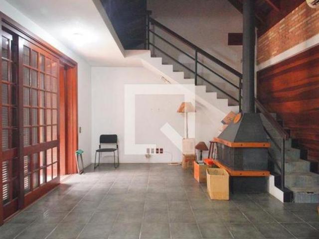 Casa à Venda Centro, 5 Quartos, 300 m² Novo Hamburgo