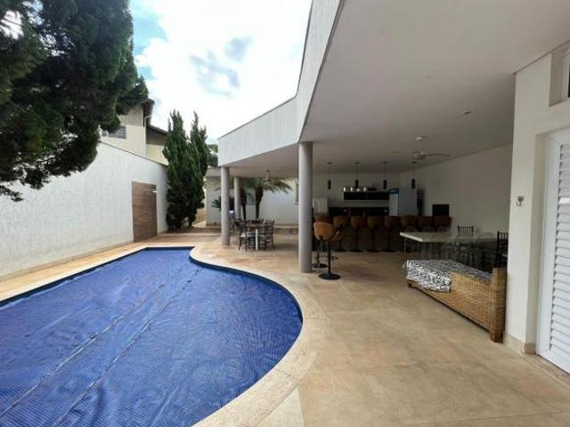 CASA À VENDA CENTRO