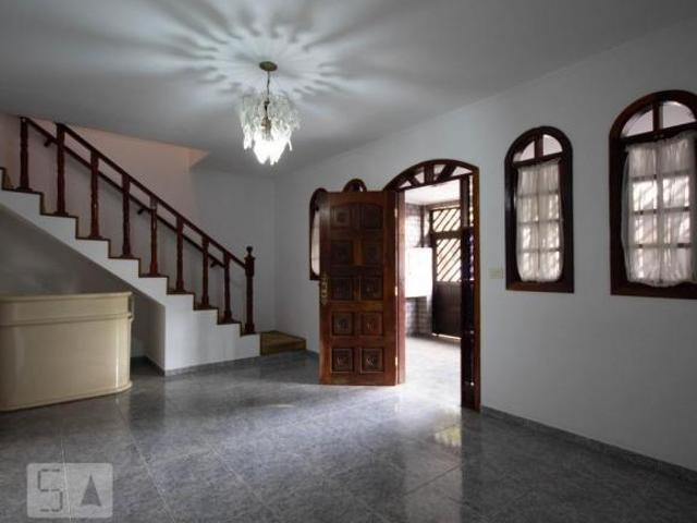 Casa à Venda Centro, 8 Quartos, 500 m2