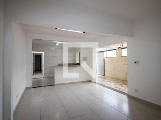 Casa à Venda Chácara Agrindus, 1 Quarto, 230 m² Taboão da Serra
