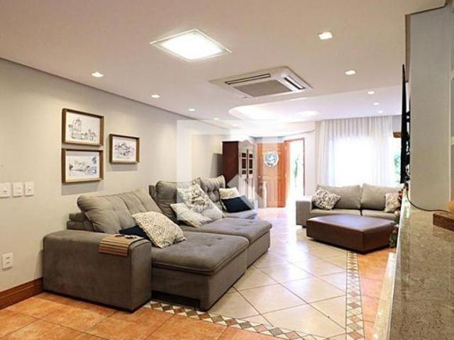 Casa à Venda Chácara das Pedras, 4 Quartos, 400 m² Porto Alegre