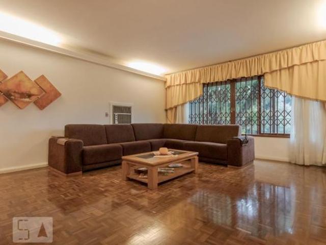 Casa à Venda Chácara das Pedras, 4 Quartos, 329 m² Porto Alegre