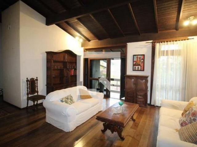 Casa à Venda Chácara das Pedras, 5 Quartos, 388 m² Porto Alegre
