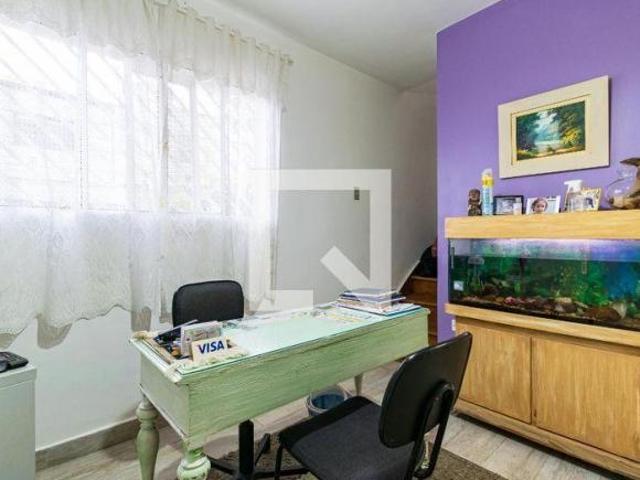 Casa à Venda Chácara Inglesa, 2 Quartos, 80 m2