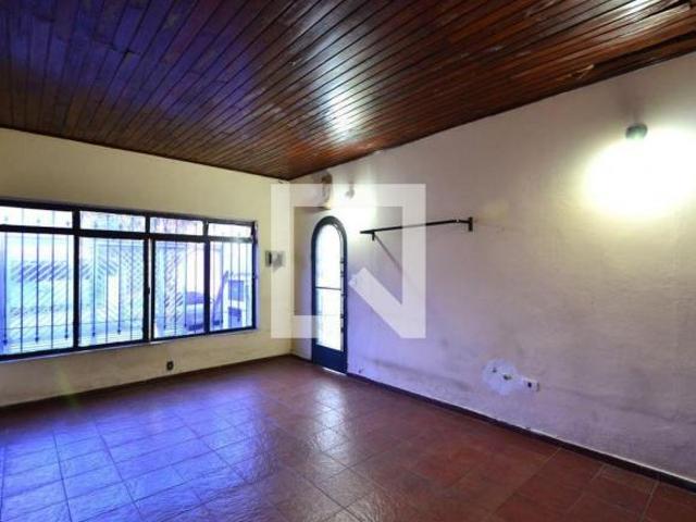 Casa à Venda Chácara Inglesa, 2 Quartos, 80 m2