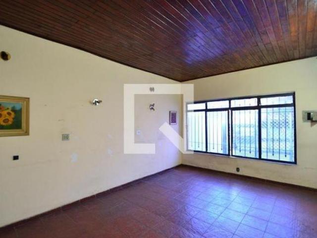 Casa à Venda Chácara Inglesa, 2 Quartos, 80 m² São Paulo