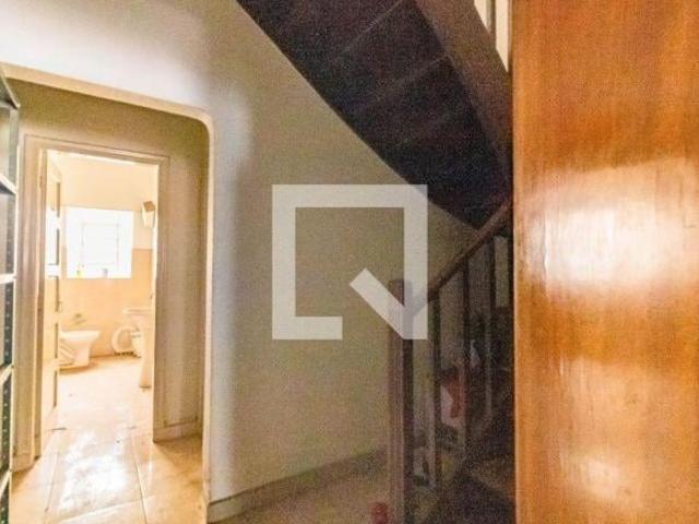 Casa à Venda Chácara Inglesa, 2 Quartos, 90 m2