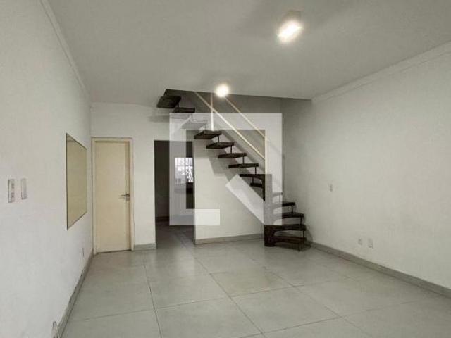 Casa à Venda Chácara Inglesa, 2 Quartos, 130 m2