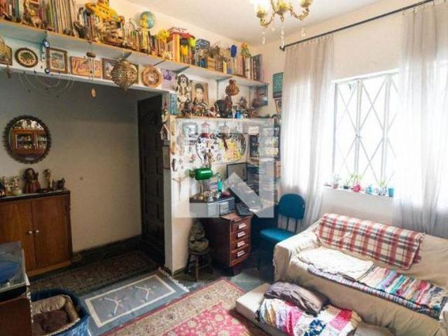 Casa à Venda Chácara Inglesa, 2 Quartos, 140 m2