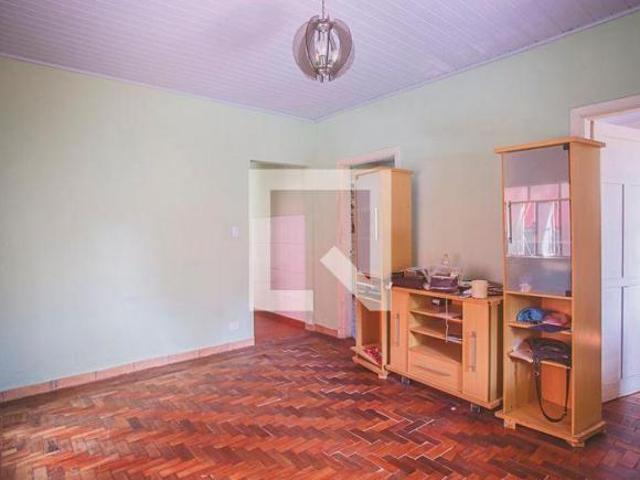 Casa à Venda Chácara Inglesa, 2 Quartos, 140 m² São Paulo