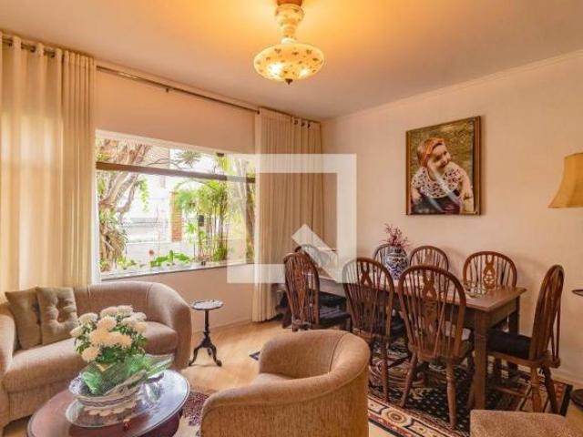 Casa à Venda Chácara Inglesa, 2 Quartos, 160 m2