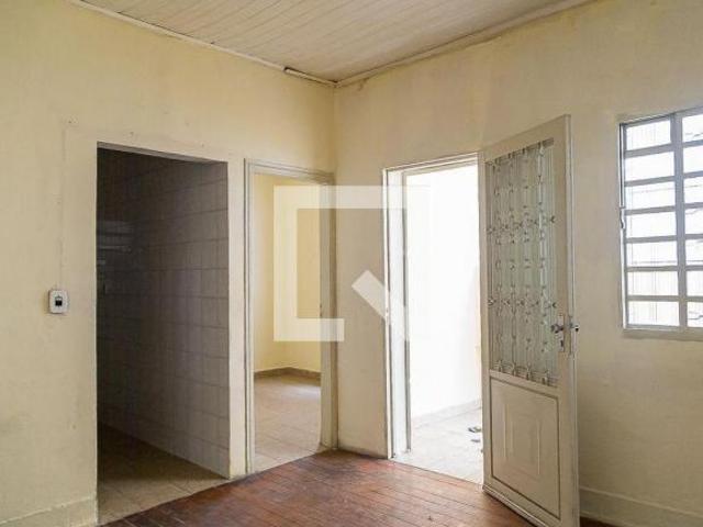 Casa à Venda Chácara Inglesa, 2 Quartos, 165 m2