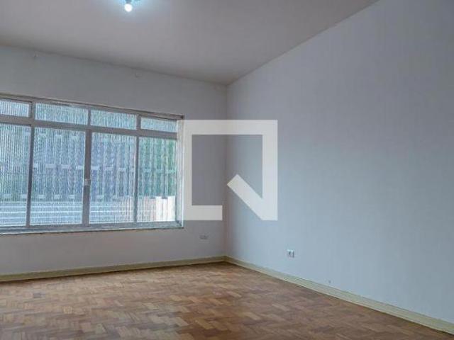 Casa à Venda Chácara Inglesa, 2 Quartos, 200 m2