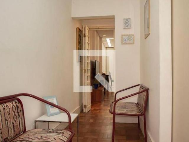 Casa à Venda Chácara Inglesa, 2 Quartos, 240 m2