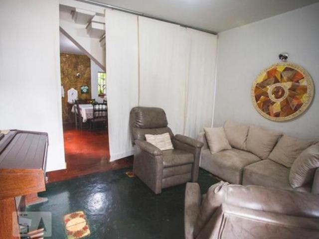 Casa à Venda Chácara Inglesa, 3 Quartos, 106 m2