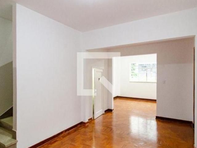 Casa à Venda Chácara Inglesa, 3 Quartos, 112 m² São Paulo