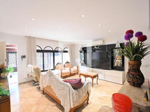 Casa à Venda Chácara Inglesa, 3 Quartos, 120 m² São Paulo