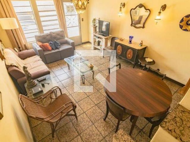 Casa à Venda Chácara Inglesa, 3 Quartos, 126 m2